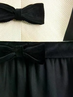 Valentino Garavani Crepe Couture Bow-detail Mini Dress - Black
