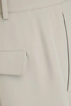 Vince Crepe Straight-leg Pants