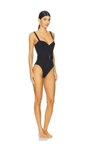 Devon Windsor X Freya Full Piece - Black Texture