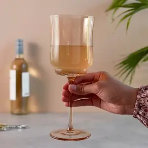 TWINE Tulip Stemmed Wine Glasses In Amber Set Of 2