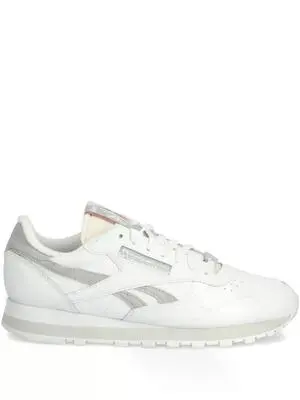 REEBOK Classic Sneakers