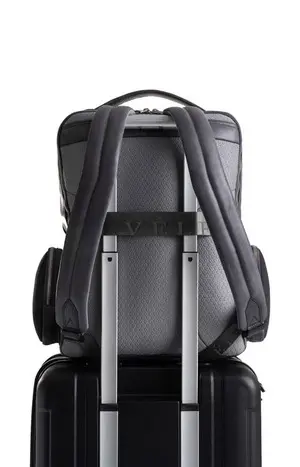 VELEZ Barceló 2.0 Multifunctional Leather Backpack