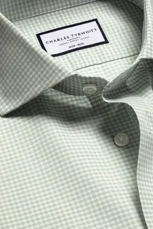 CHARLES TYRWHITT Non-iron Poplin Gingham Shirt - Green