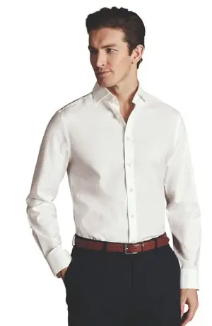CHARLES TYRWHITT Cutaway Collar Non-iron Twill Shirt - Ivory