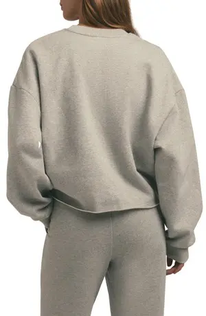 FAVORITE DAUGHTER Cropped Sweatshirt - Heather Grey/navy