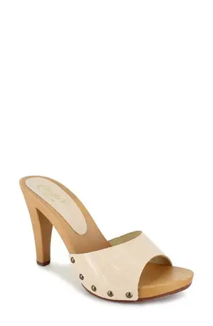 CANDIE'S Antonella Platform Sandal - Beige Patent