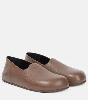 THE ROW Hugh Leather Slip-on Shoes - Brown