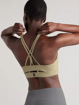 On Studio Recycled Sports Bra - Green
