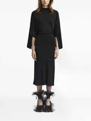 16Arlington Catius Maxi Dress