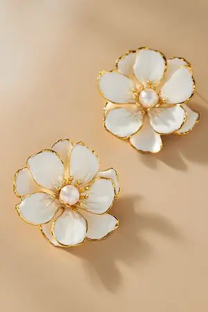THE PINK REEF Handpainted Flower Earrings White