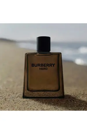 Burberry Hero Parfum Intense - Bottle