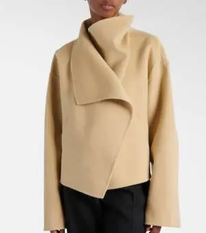 TOTEME Signature Cropped Wool Jacket - Beige