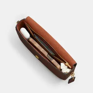 COACH Brook Flap Chain Bag - Brass/maple