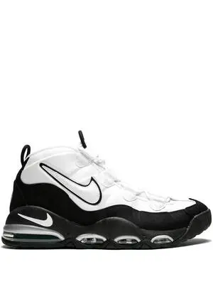Nike Max Tempo Sneakers
