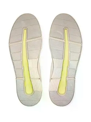 On The Roger Advantage Sneakers