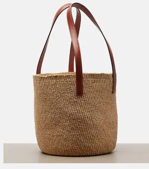 Chloé Horse Medal Large Basket Bag
