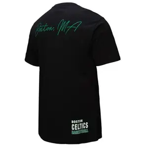 Mitchell & Ness Boston Celtics Out Collection Vintage Premium T-shirt