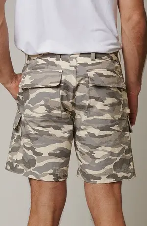 LEISURE LAB Ripstop Cargo Camo Shorts - Arctic