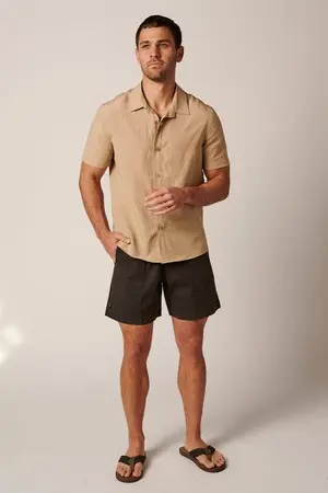 LEISURE LAB Cabana Button Up - Shitake