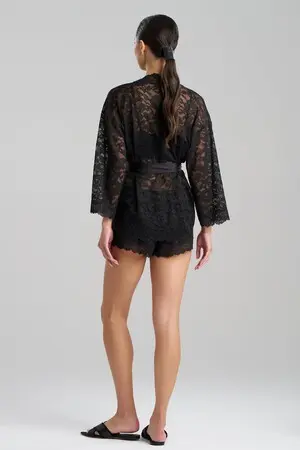 Natori Peony Allover Lace Wrap