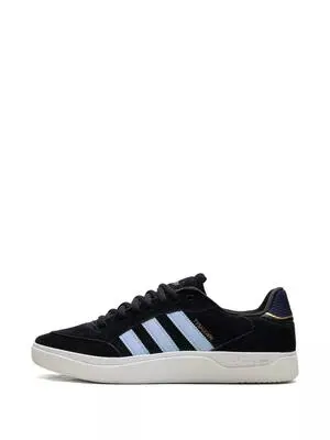 Adidas Tyshawn Low Top Sneakers