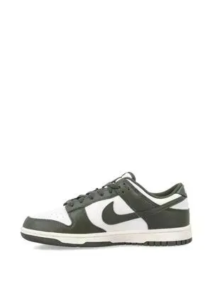 Nike Dunk Low Retro Sneakers - Grey