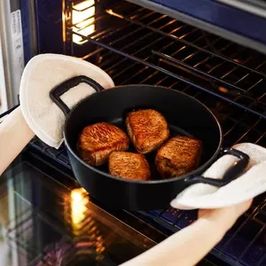 ALL-CLAD Enameled Cast Iron 6-qt. Dutch Oven With Lid