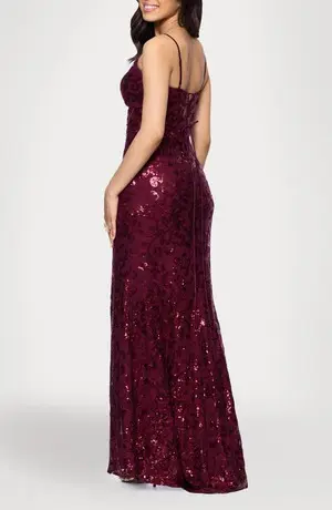 BLONDIE NITES Sequin Tapestry Sheath Gown
