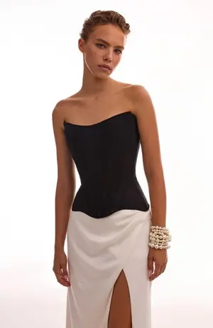 MILLA Fitted Boat Neck Low-waist Structured Corset