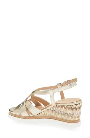 Regarde Le Ciel Madison Slingback Platform Wedge Sandal - Platino