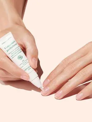 MANUCURIST Nourishing Nail Pen