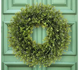 VALERIE PARR HILL 16' Plastic Spring Boxwood Wreath Valerie - One-color