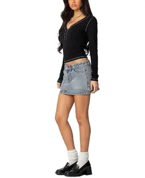 EDIKTED Yael Contrast Stitch Henley Top