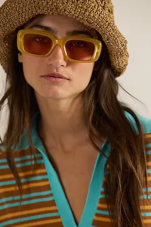 Free People Frankie Rectangle Sunglasses - Soft Lemon/grapefruit
