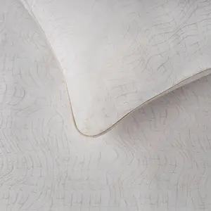 AMALIA HOME COLLECTION Matiz Jacquard Sham, Standard, Set Of 2 - Beige/sand