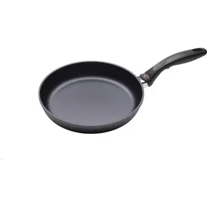 SWISS DIAMOND 9.5 Inch Induction Fry Pan - Black