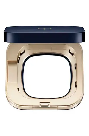 CLE DE PEAU BEAUTE Radiant Cushion Compact