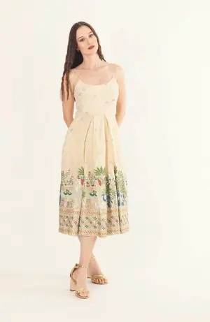 RAAS Blanche Box Pleated Midi Dress