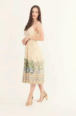 RAAS Blanche Box Pleated Midi Dress