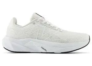 NEW BALANCE Fuelcell Propel V5in Sneakers - White/black