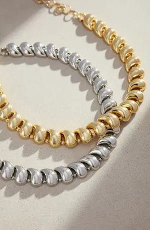 ST. MORAN Teardrop Beaded Statement Necklace