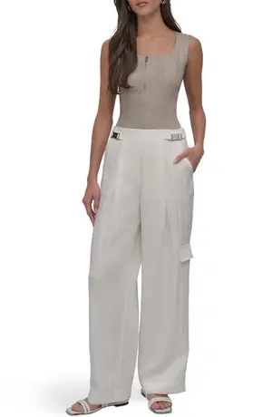 Dkny Weathered Twill Cargo Trousers - Ivory