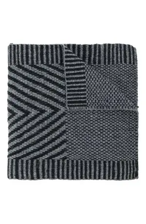 Voz Chevron Scarf In Baby Alpaca - Grey/black