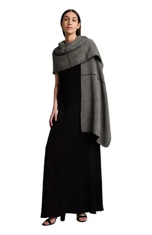 Voz Lineas Shawl In Baby Alpaca - Black/ivory
