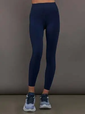 Carbon38 High Rise Sport Pocket Legging In Diamond Compression - Navy
