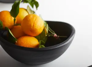 THE COLLECTIVE Deep Medium Bowl