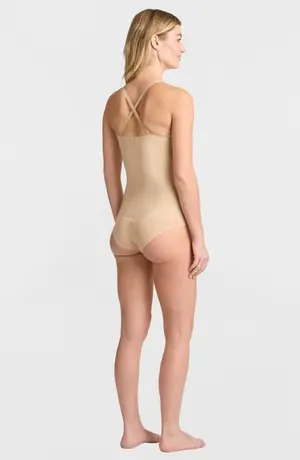Commando Zone Smoothing Camisole - Tnu-beige