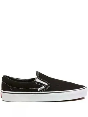 VANS Classic Slip-on Sneakers