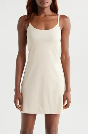 Nordstrom Invisible Edge Full Slip - Beige Smoke