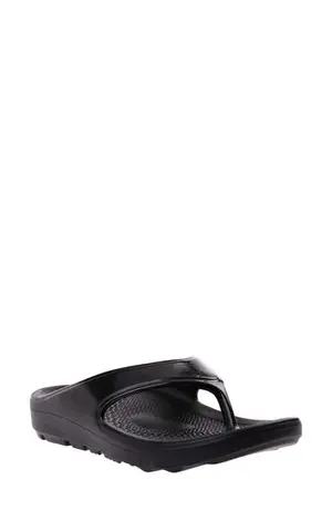 REVITALIGN Fusion Energy Flip Flop - Black